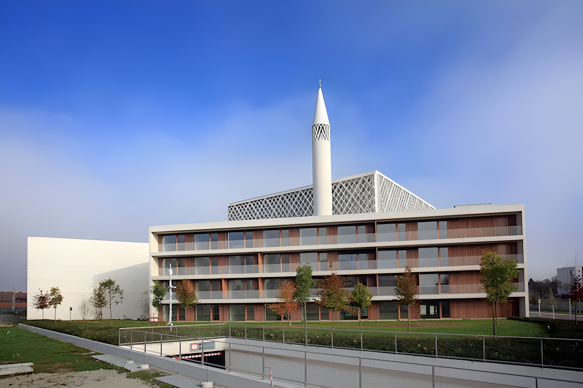 Muslimanski kulturni centar u Ljubljani - simbol vakufa nove generacije ...